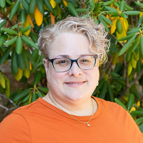 Maria Morelli | Financial Aid | Endicott College