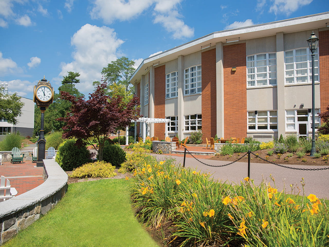 Home - Endicott College